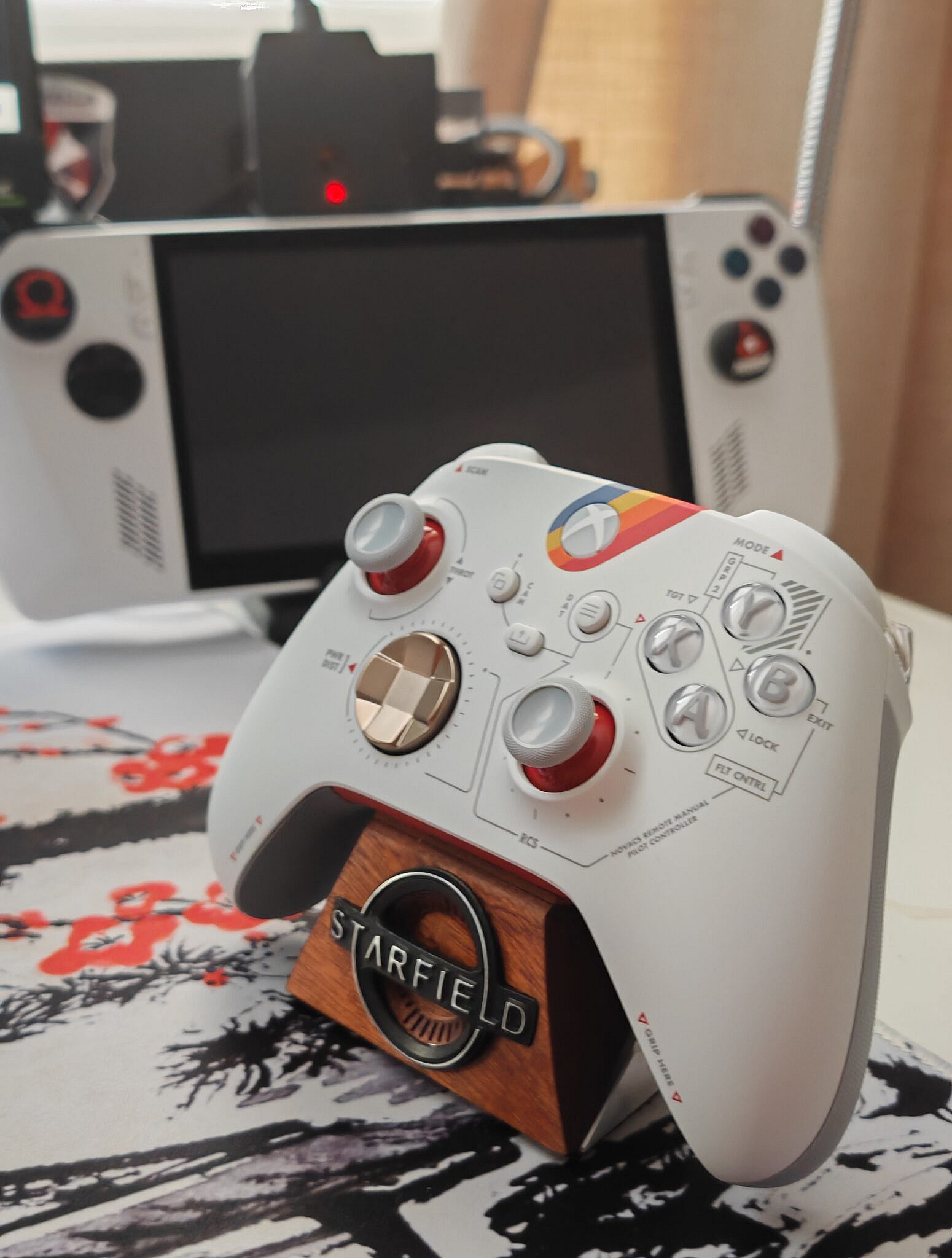 Bugün Starfield Xbox controller da geldi ve - TeknoSeyir