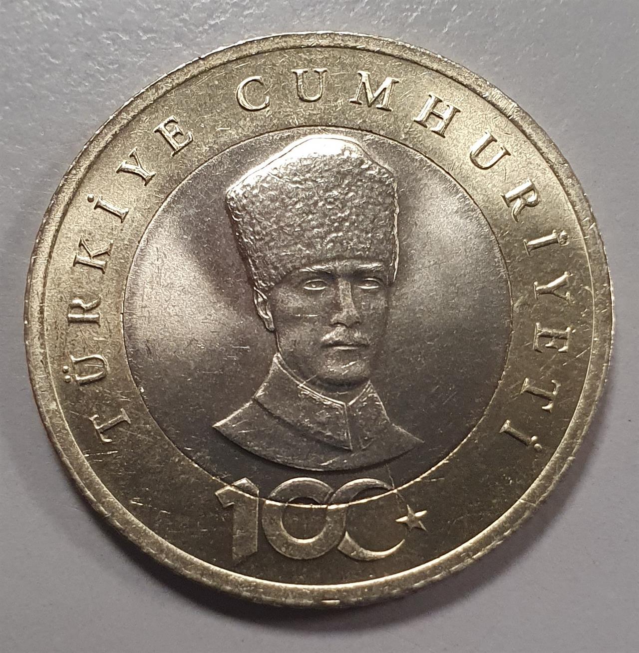 Madeni 5 TL dolaşıma girmiş. - TeknoSeyir