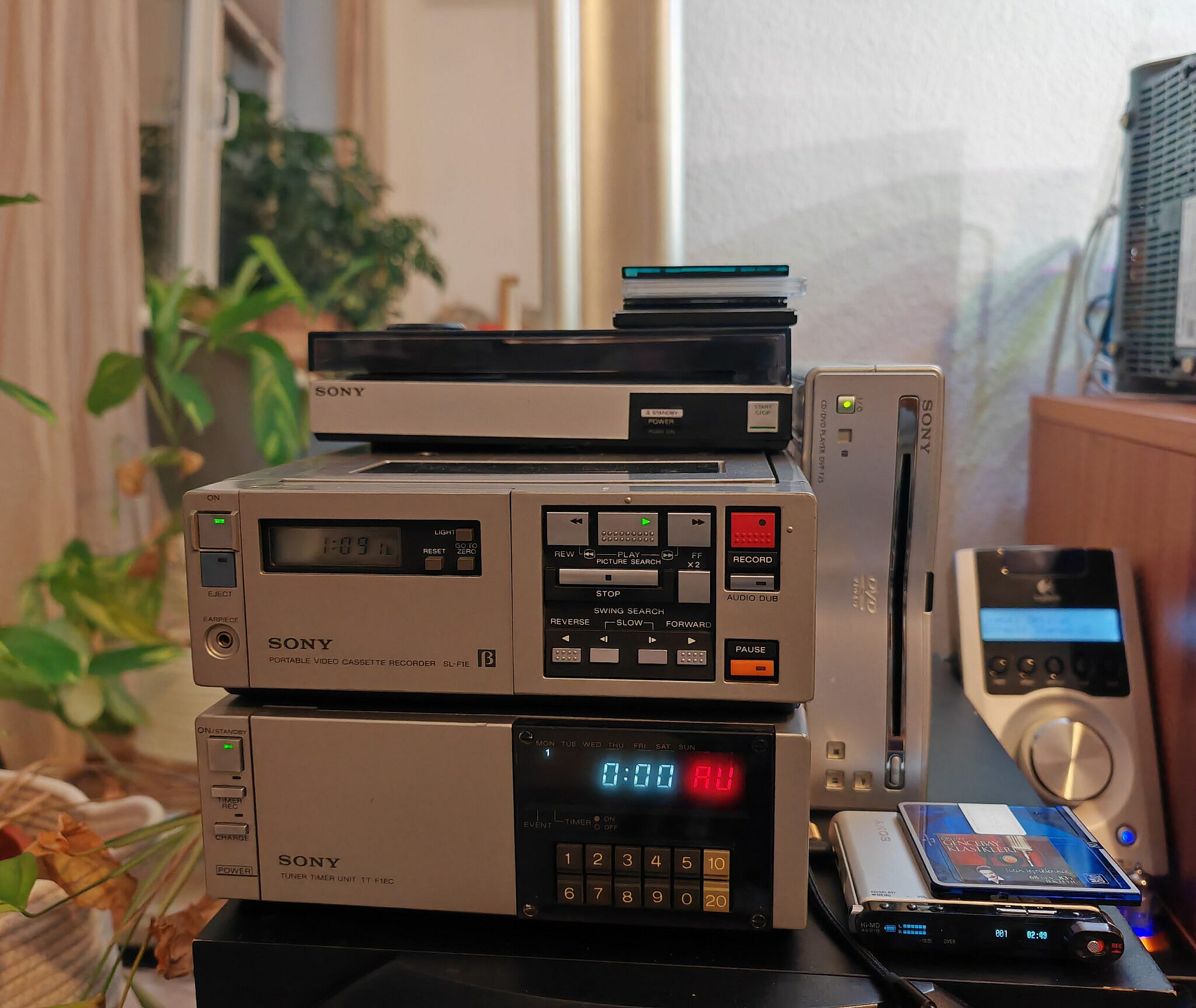 Sony DVP F25 CD/DVD Player - TeknoSeyir